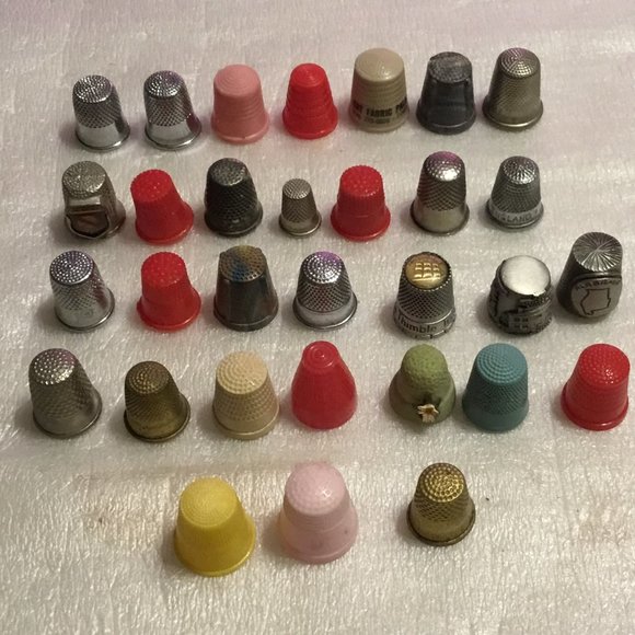 Collectible thimbles | Accents | Lot Of 3 Vintage Colorful Sewing ...